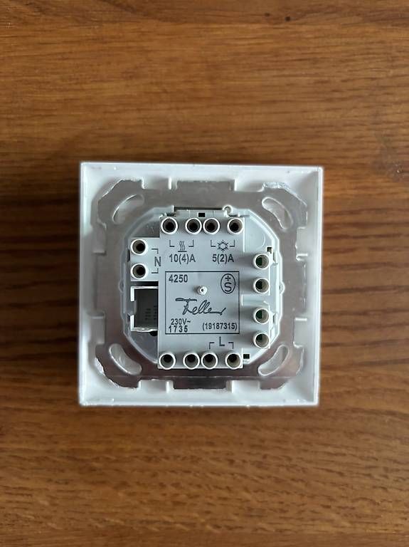 Feller EDIZIOdue Raumthermostat UP (Gebraucht) in Oberglatt ZH für CHF ...