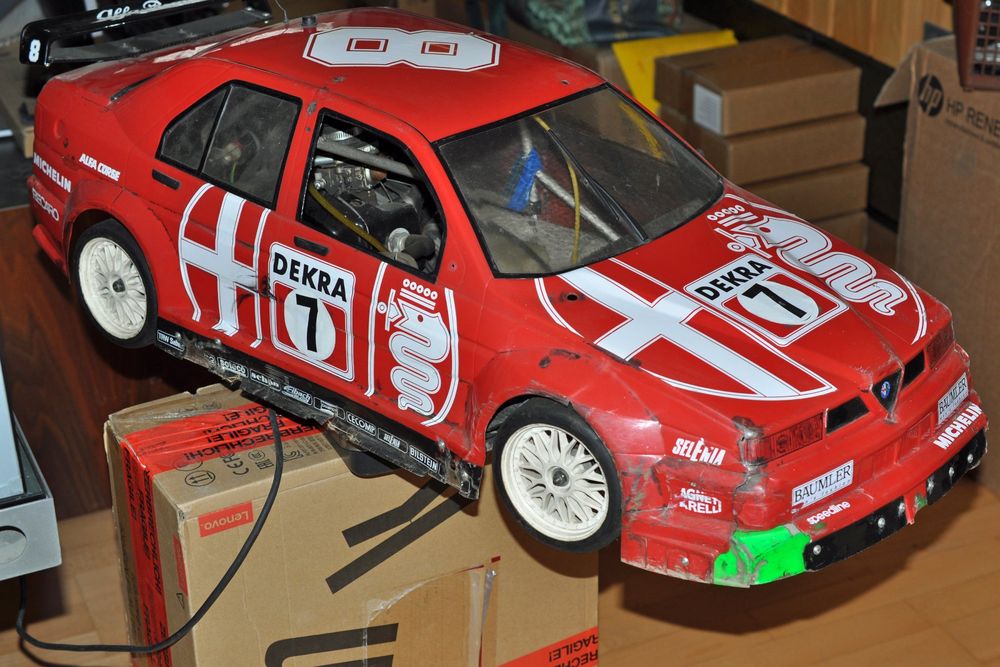 Vintage RC Alfa Romeo 155 V6 TI 1:5 diverses Zubehör (Gebraucht) in ...