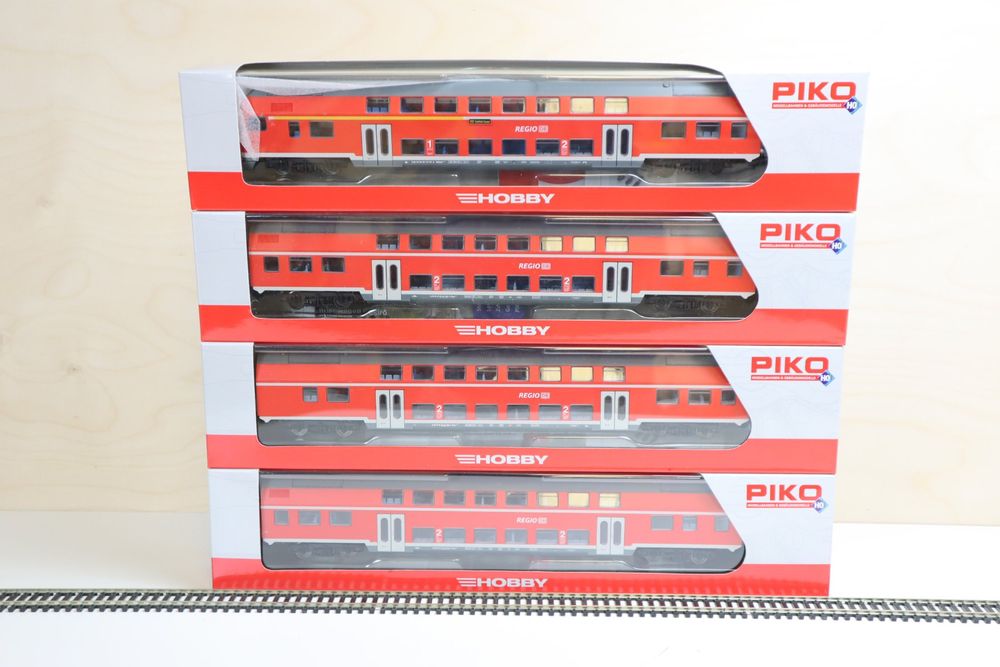 PIKO 4 x Doppelstockwagen + Steuerwagen - 57621 / 57620 (Gebraucht) in ...