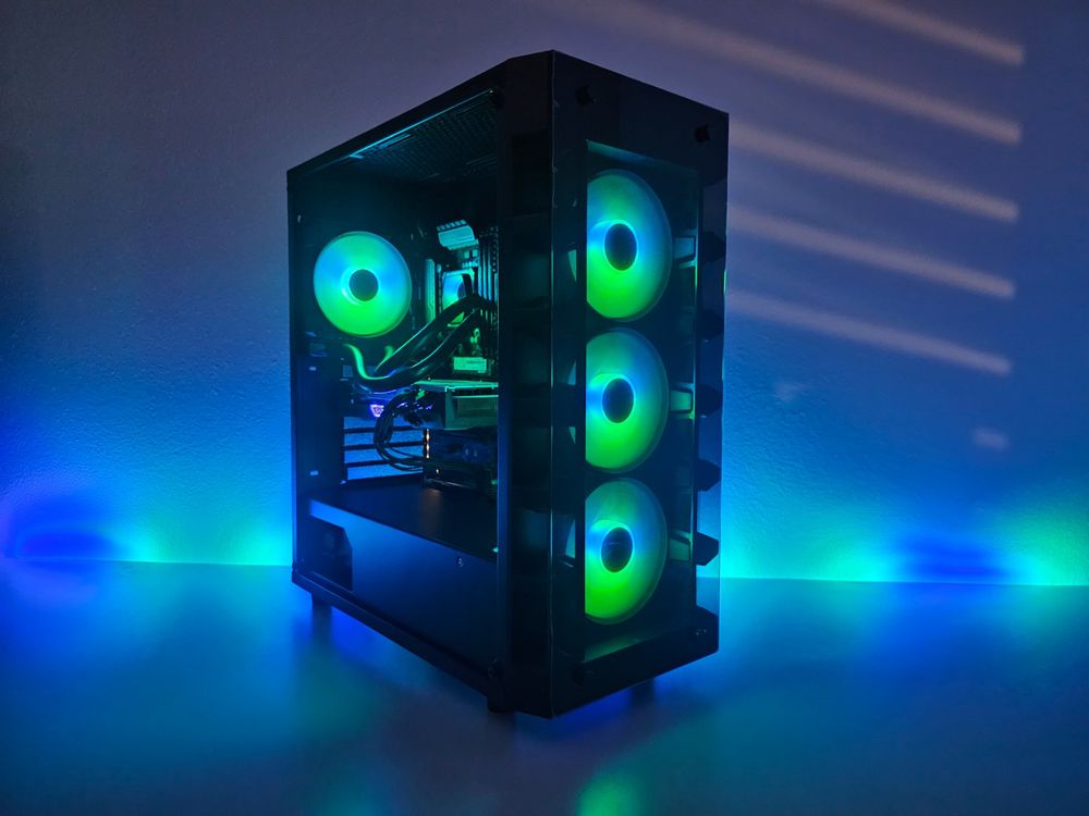 Gaming PC Pocket💼Intel i7 4GHz + RX 6600 XT | 16GB Memory (Neu und ...