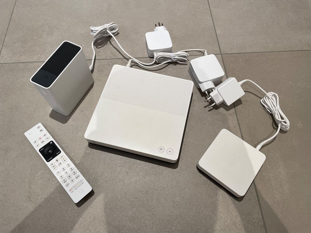 Swisscom Internet Box, TV Box, WLAN Box (Gebraucht) in Zuzwil für CHF ...