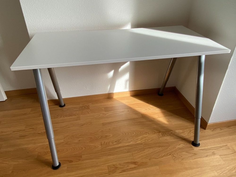 Schreibtisch Pult IKEA GALANT höhenverstellbar | Kaufen auf Ricardo