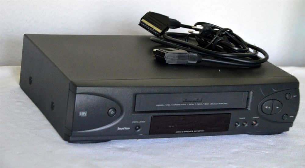 Videorecorder VHS Hitachi VT-M602EL magnétoscope (Gebraucht) in Collonges für CHF 60 – mit ...