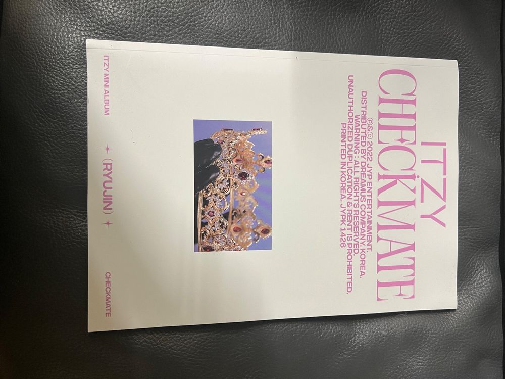 ITZY Checkmate Album (Ryujin Version) (Gebraucht) in Bronschhofen für ...