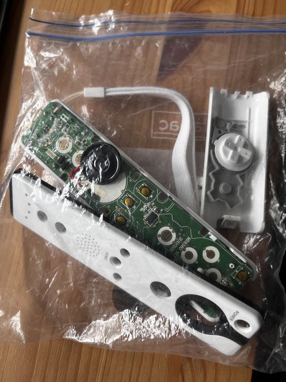Wii controller defective as spare parts | Kaufen auf Ricardo