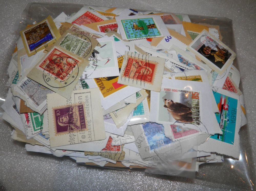 500 Stk. CH Briefmarken auf Papier, alt bis neu (Gebraucht) in Münchwilen AG für CHF 10 – mit ...