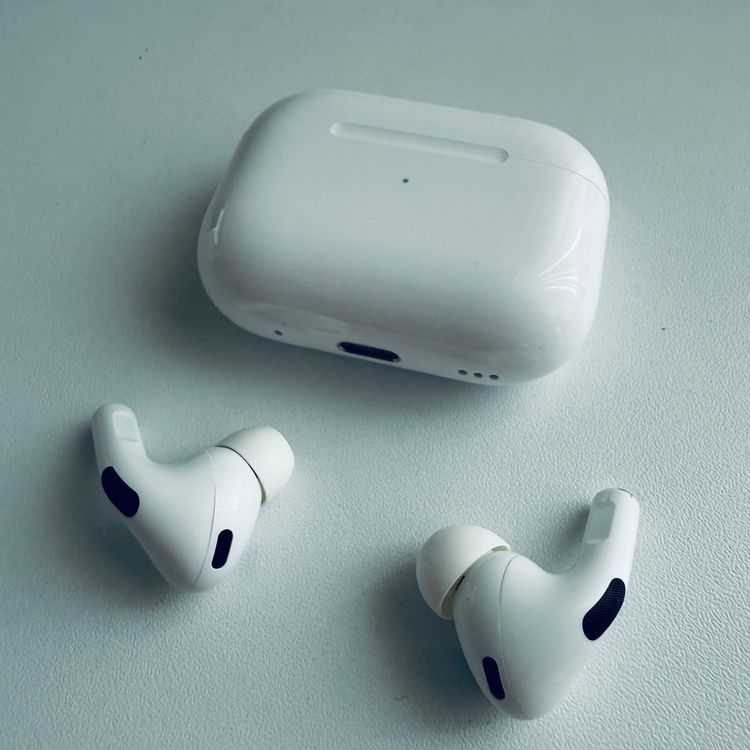 Original Apple AirPods Pro 2, USB-C MagSafe, Case Fabrikneu (Neu ...