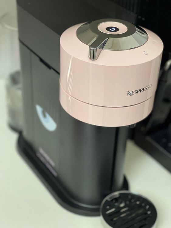 Nespresso x Chiara Ferragni Vertuo Next (Neu (gemäss Beschreibung)) in Chur für CHF 90 – mit ...