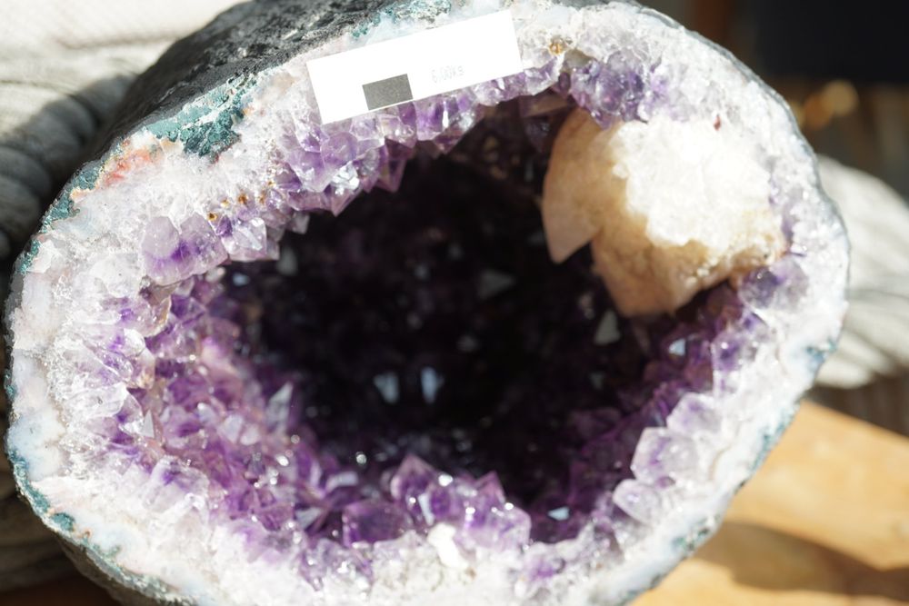Amethyst Feen Geode 6kg 18cm x 17 cm Traumstück (Neu und originalverpackt) in Eschenbach SG für ...