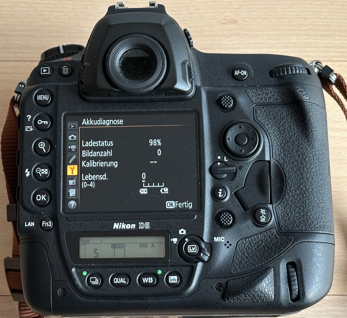 Nikon D5 Body – Top Zustand – nur 9.562 Auslösungen (Gebraucht) in ...
