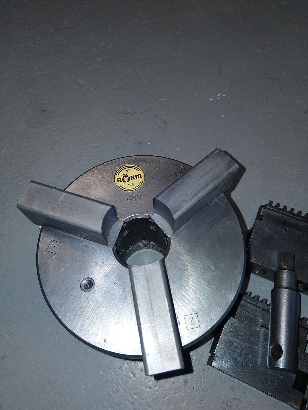 Mandrin 125 mm Rhöm 3 mors pour schaublin w20 (Gebraucht) in Champoz ...