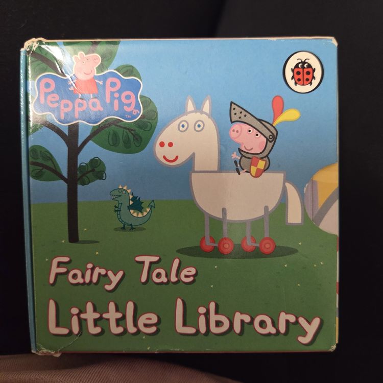 Peppa Pig - Fairy Tale little library (Gebraucht) in Subingen für CHF 3 ...