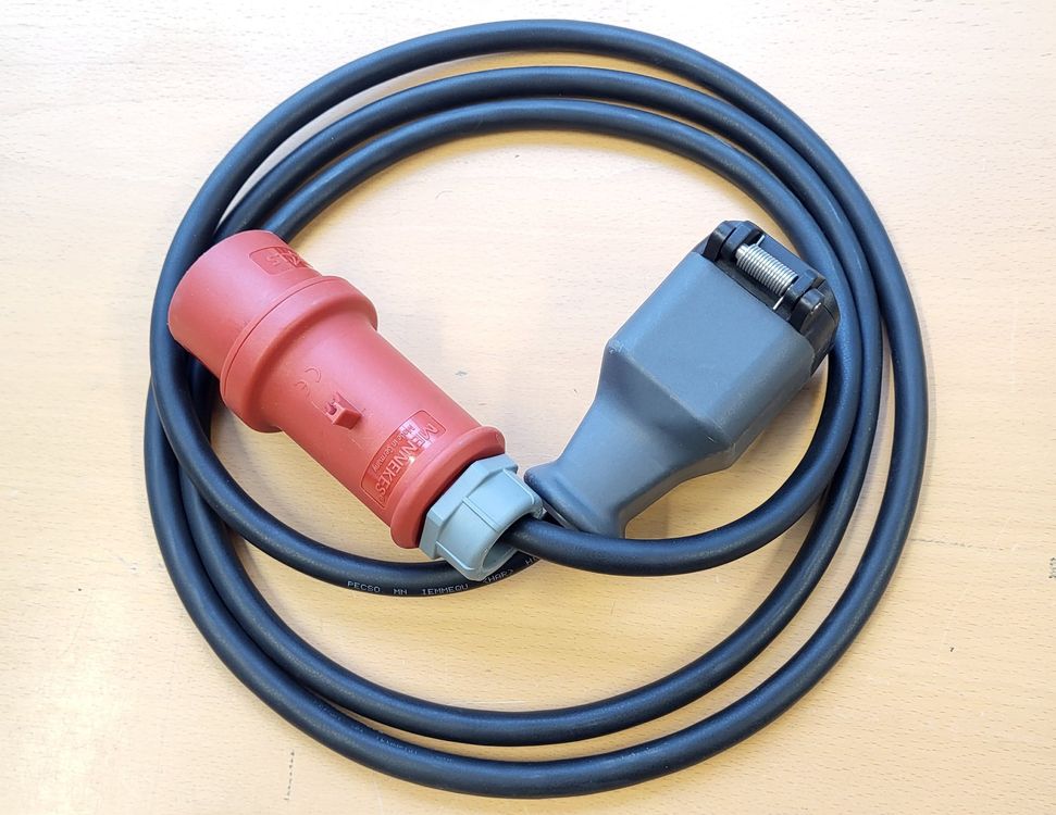 Übergang CEE 16 – J15 5 Pol Gummikabel 2.5mm2 2 Meter (Gebraucht) in Davos Dorf für CHF 32 – mit ...
