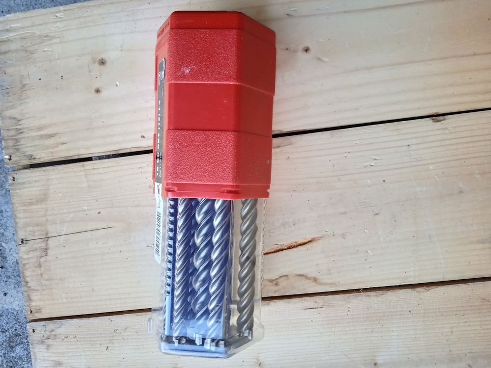 HILTI beton bohrer set (Neu und originalverpackt) in embrach für CHF 60 ...
