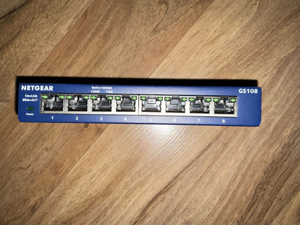 Netgear ProSAFE GS108 Gigabit Switch - Wie neu! Top! (Gebraucht) in ...