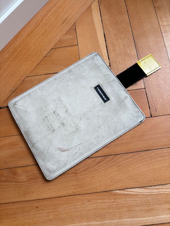 Freitag Tablet Hülle ab CHF 5.- | Kaufen auf Ricardo