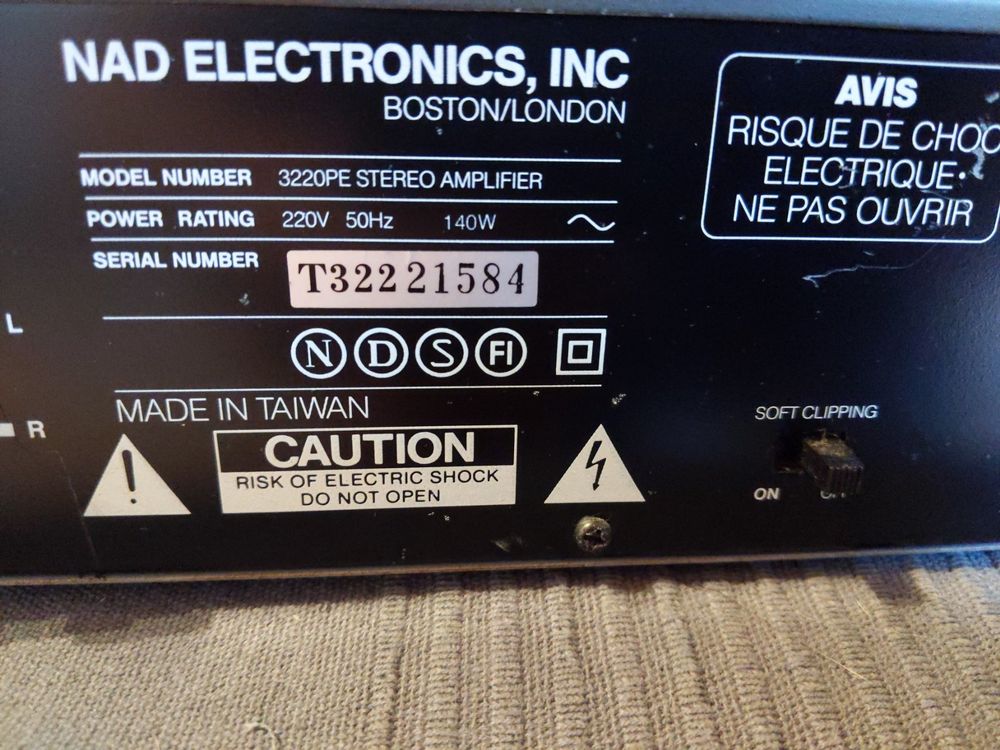 Vintage Verstärker NAD 3220 PE | Kaufen auf Ricardo
