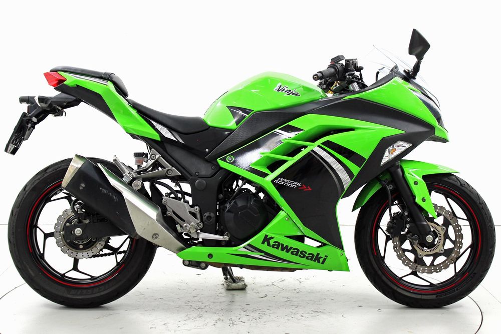 Kawasaki Ninja 300 | Kaufen auf Ricardo