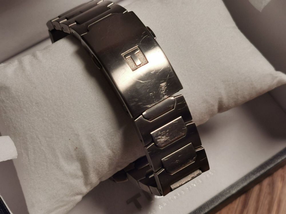 Tissot T-Touch Solar Titanium (Gebraucht) in Sorvilier für CHF 400 ...