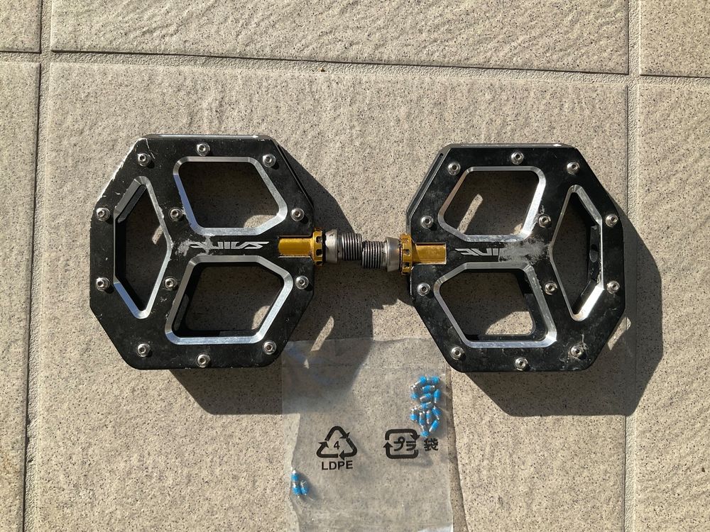 Platform Pedale Shimano Saint M828 | Kaufen auf Ricardo