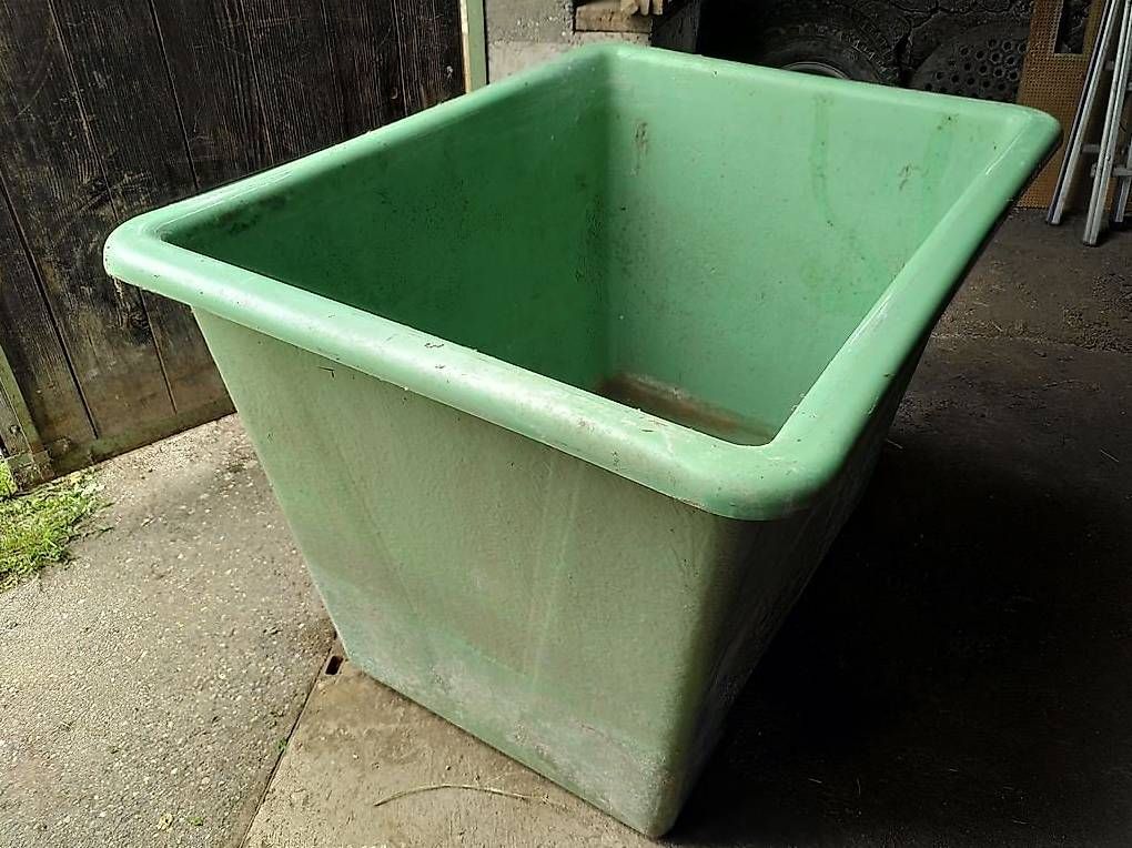 Tank aus GFK 500 Liter Polyestertank Schottetank (Gebraucht) in Ruswil ...