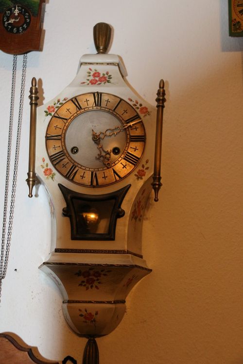 Wanduhr Yverdon Läuft (Gebraucht) in für CHF 42 – mit Lieferung auf ...