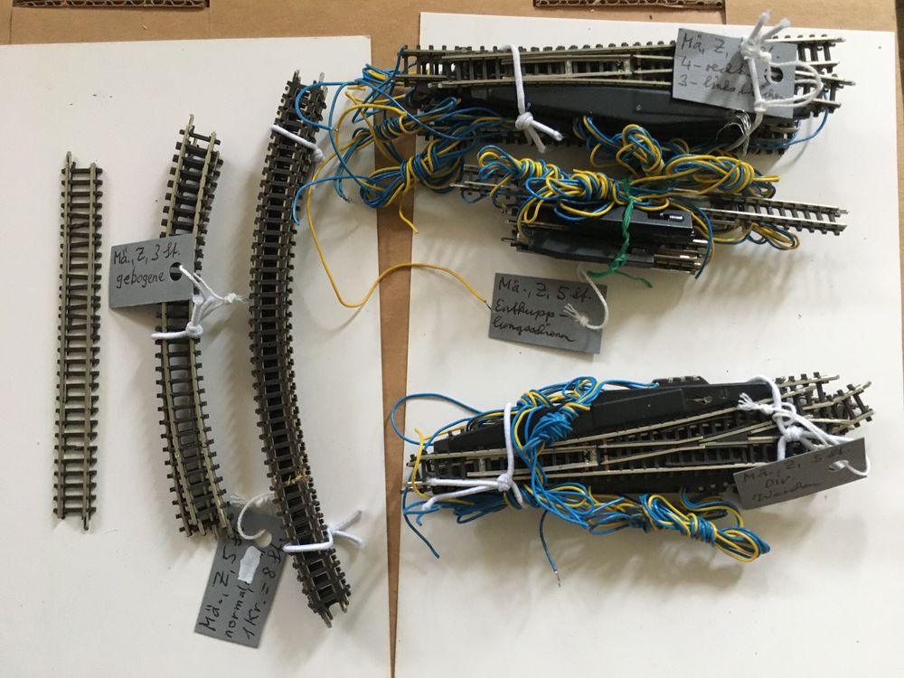 Märklin Weichen / Schienen Spur Z (Gebraucht) in Grellingen für CHF 64 ...