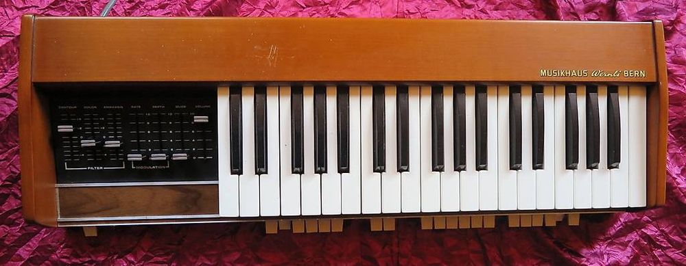 MOOG SATELLITE super rarer Vintage Moog analog Synthesizer (Gebraucht) in Hinterkappelen für CHF ...