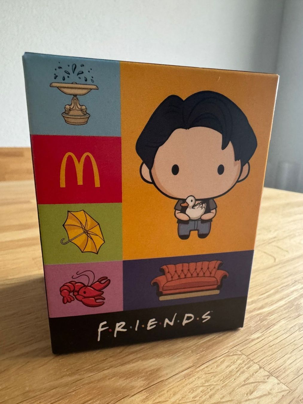 Verwunderlich Figur Aus Friends Ebenbild