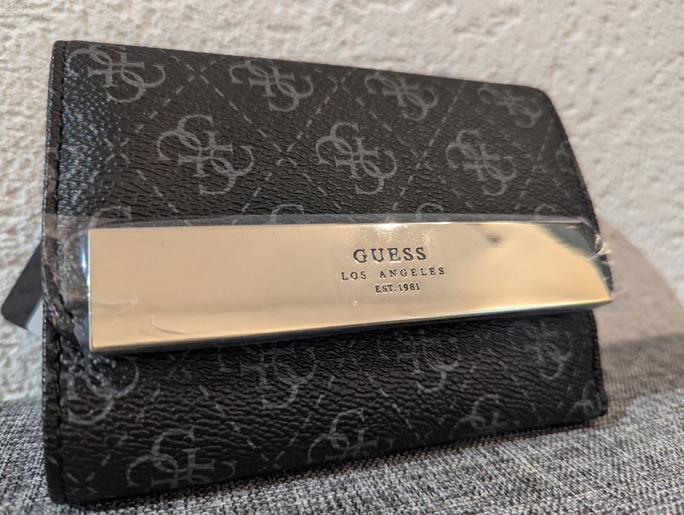 Portefeuille Guess (Neuf avec emballage d'origine) à Vevey pour CHF 21 ...