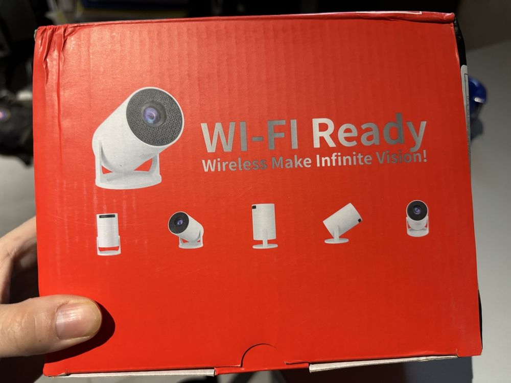 Mini projecteur neur (Neuf (Voir description)) à Salvenach pour CHF 5 ...