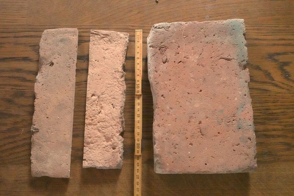 Antike Ton-Bodenplatten (Gebraucht) in Seon für CHF 340 – nur Abholung ...