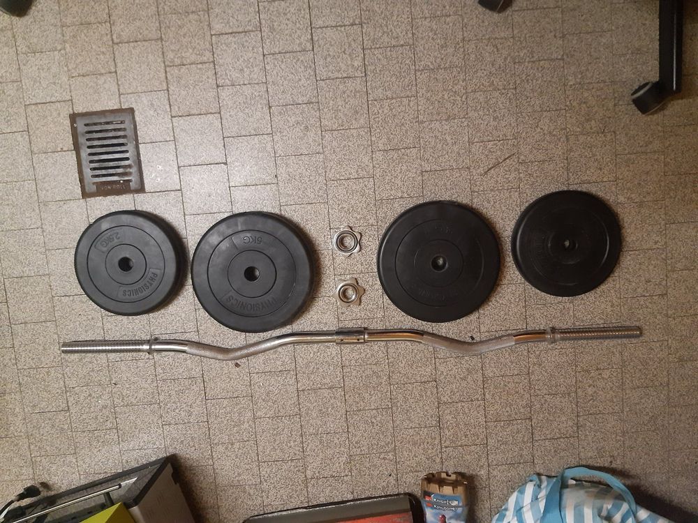 Langhantel mit Gewichten (Gebraucht) in Wangenried für CHF 61 – mit ...
