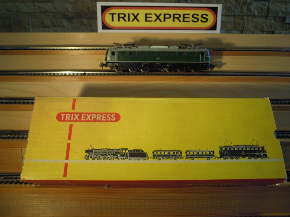 TRIX EXPRESS E-Lok BR 50 TE 2233 + 8 Selbstentladewagen | Kaufen auf ...
