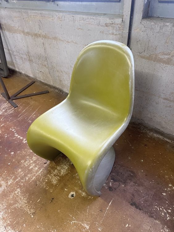 Vitra Panton Chair in Olivegrün (Gebraucht) in Langenthal für CHF 55 ...