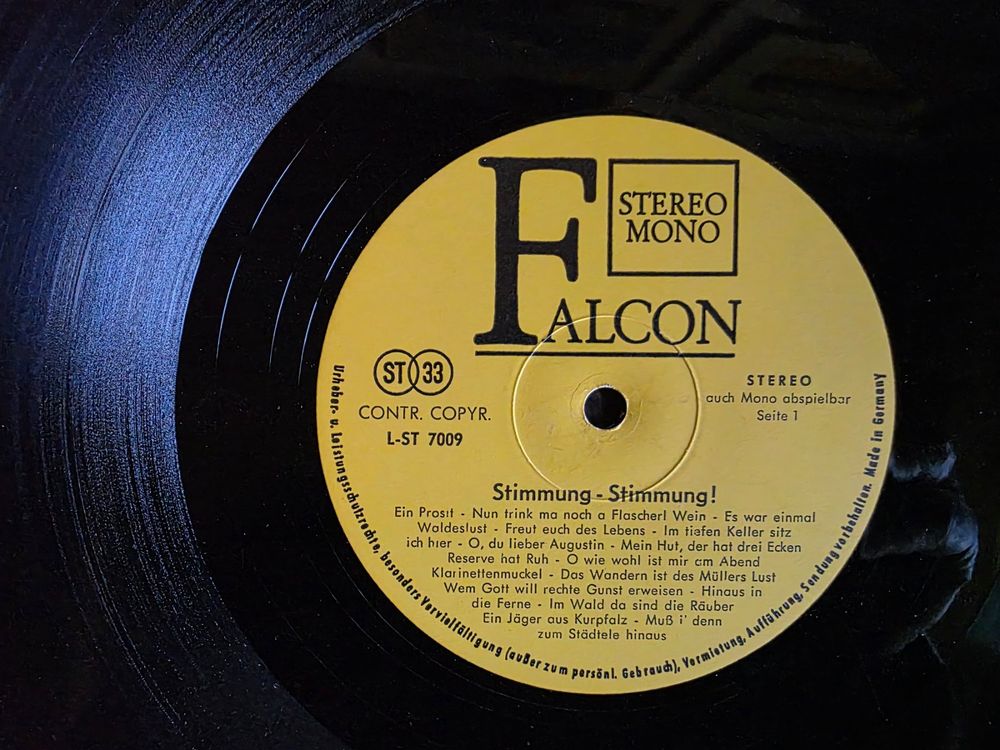 LP: eins zwei gsuffa - Falcon L-ST 7009 (Gebraucht) in Walterswil BE ...