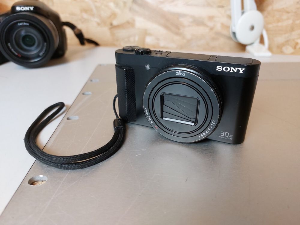 SONY DSC HX 90V Digitalkamera (Difettoso) a Dettighofen per CHF 44 – con consegna | Acquista su ...