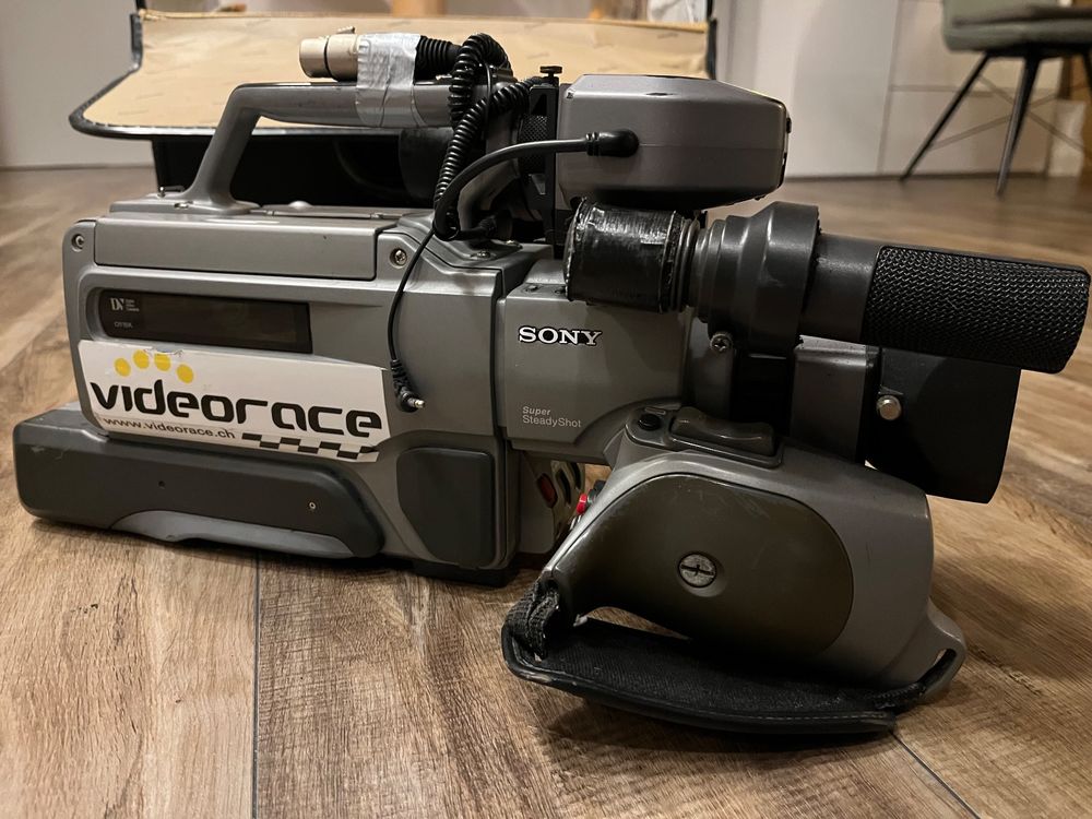 Sony DSR-VX9000E PAL DVCAM DV Camcorder Schulterkamera (Gebraucht) in ...
