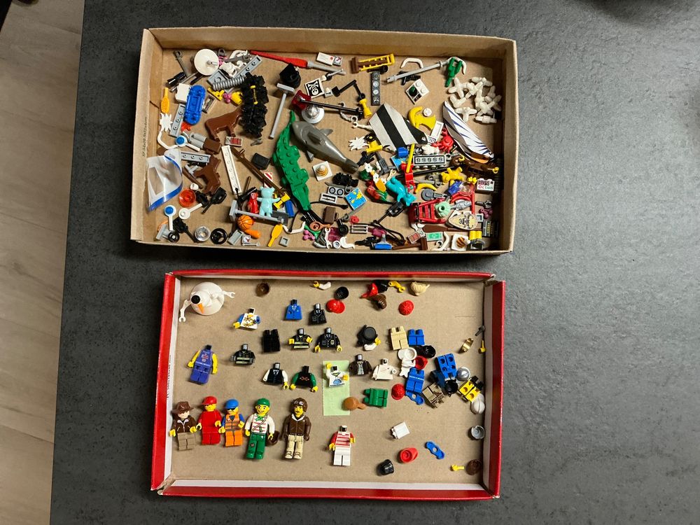 Grand lot de LEGO divers - Figurines, pièces (D'occasion) à cheiry pour ...