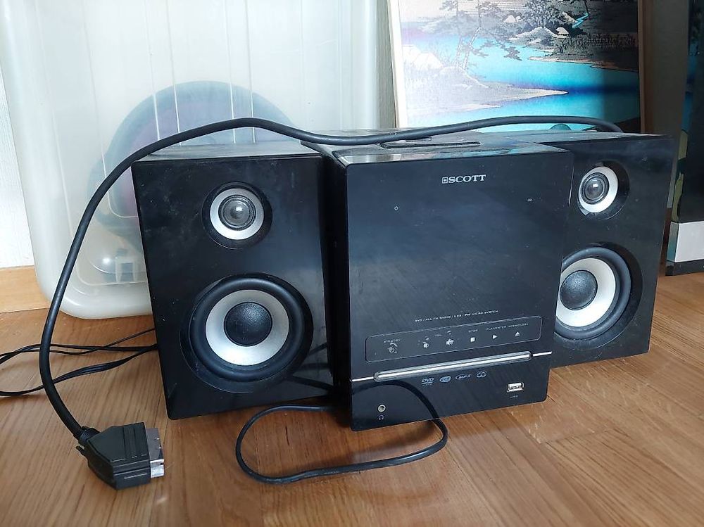 Chaîne Hi-Fi DVD Scott (Gebraucht) in Lausanne für CHF 30 – nur ...