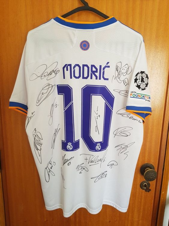 L.Modric - Real Madrid Final Trikot 2022 - Team Signiert (Neu (gemäss ...
