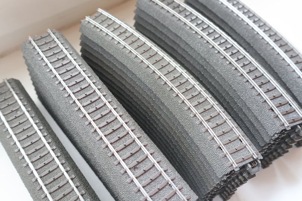 Märklin 45 x Schienen C-Gleis - Gerade & Kurven - H0 (Gebraucht) in ...