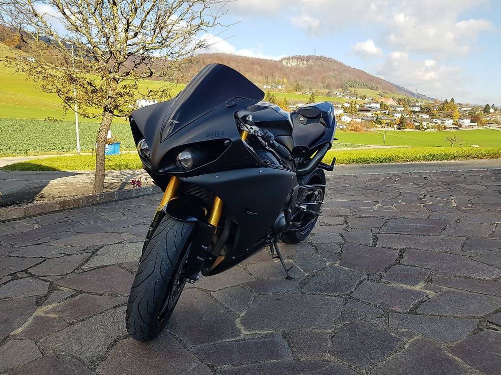 Stilvolle R1 Yamaha Gebraucht Ebenbildnull
