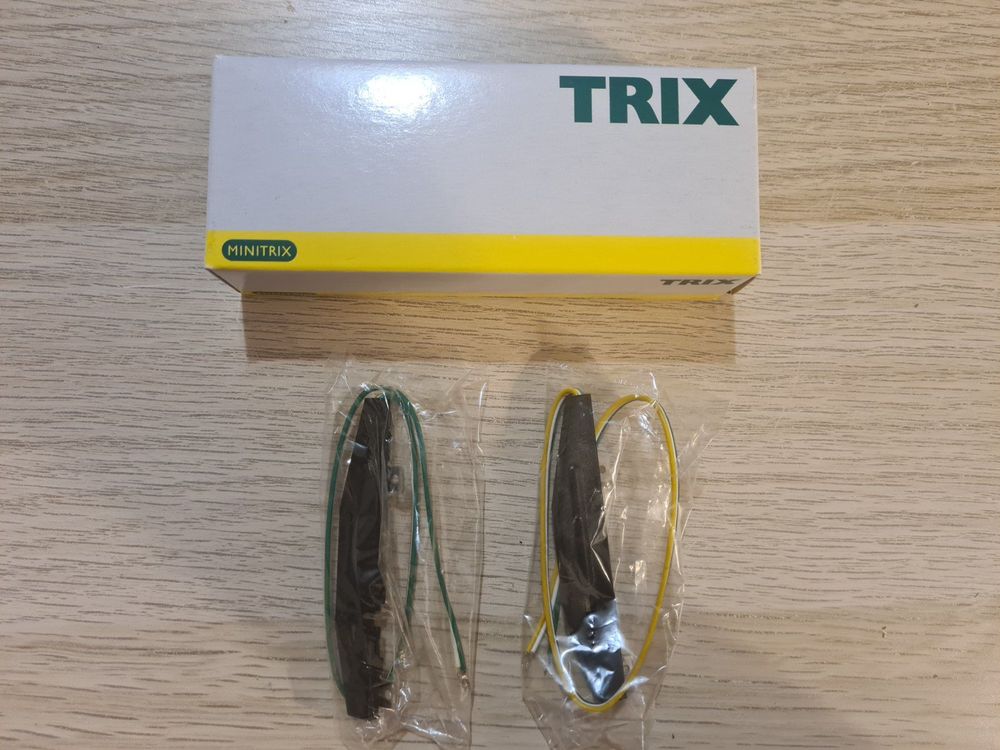 Minitrix 2 x 14935 weichenantrieb NEU (Neu und originalverpackt) in St ...
