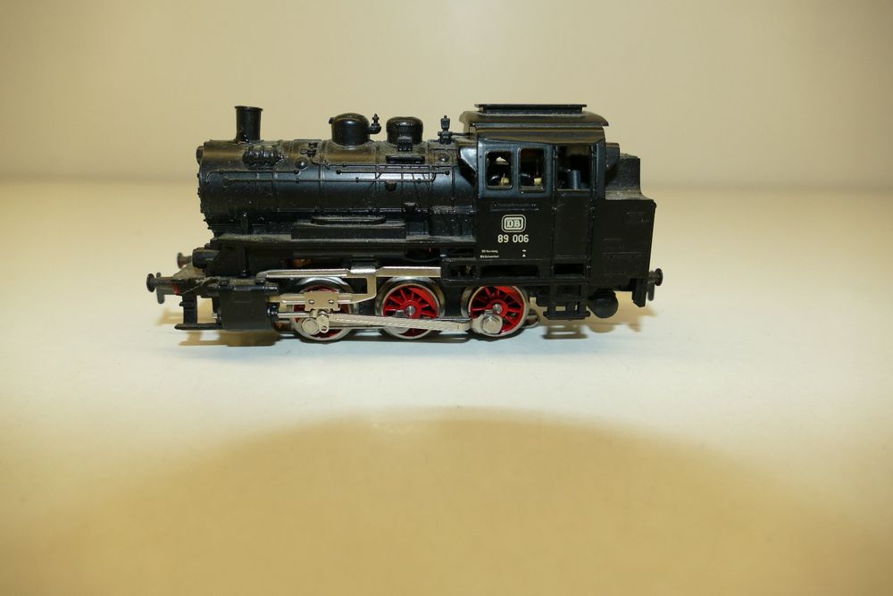 Märklin H0: DB Tenderdampflok BR 89 (Defekt) in für CHF 10 – mit ...