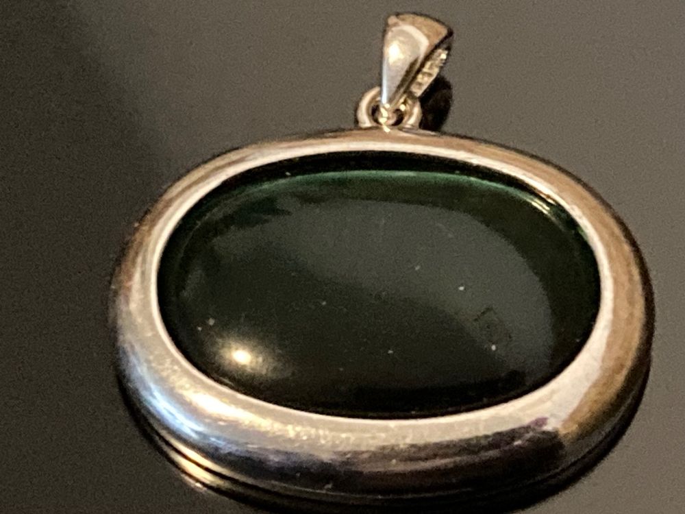 Pendentif en métal argenté (Gebraucht) in Marly für CHF 4 – mit ...