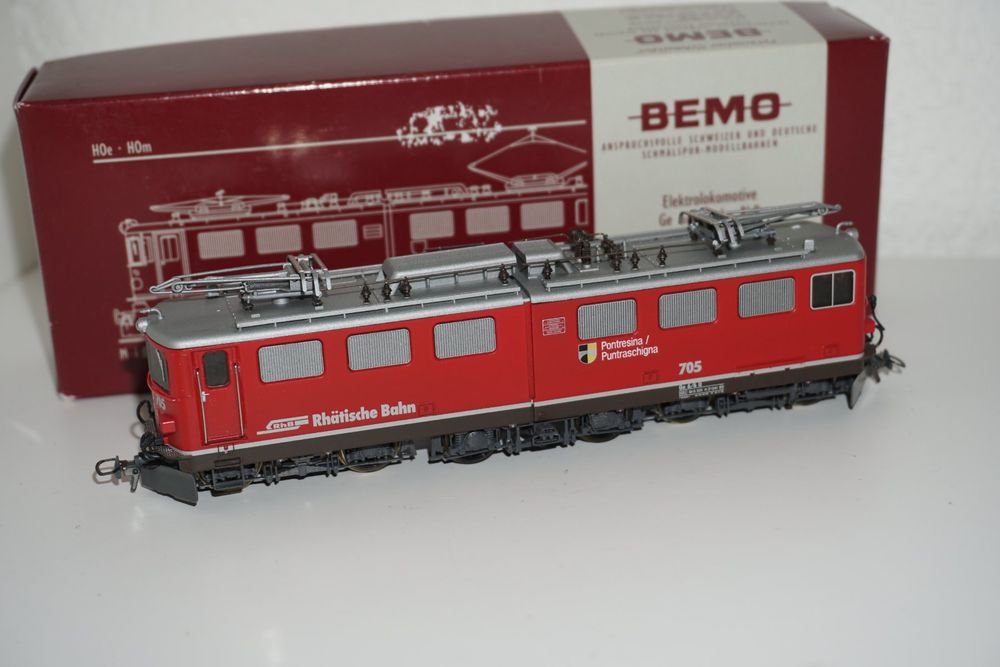 BEMO 1254 145 - RhB Ge 6/6 II 705 Pontresina rot H0m (Gebraucht) in Matten b. Interl für CHF 240 ...