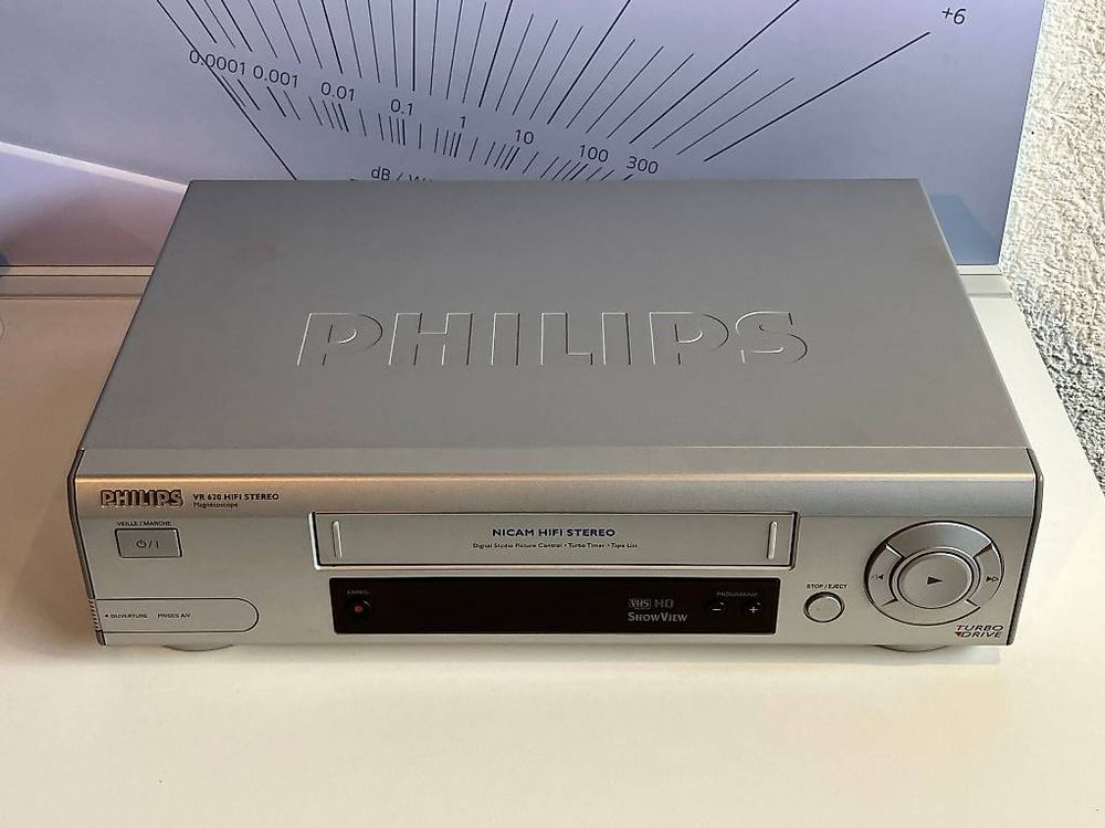 Magnétoscope VHS HIFI PHILIPS VR620 (Gebraucht) in Delley für CHF 65 ...