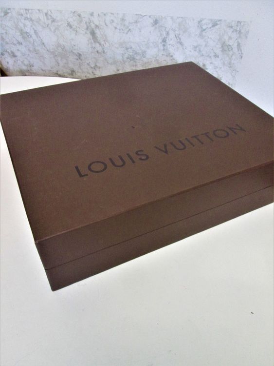 Große Louis Vuitton-Schachtel | Kaufen auf Ricardo Große Louis Vuitton-Schachtel | Kaufen auf Ricardo