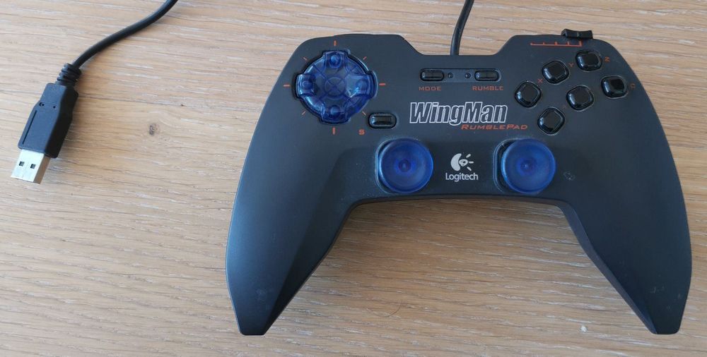 Logitech WingMan RumblePad mit 12 Tasten | Acheter sur Ricardo
